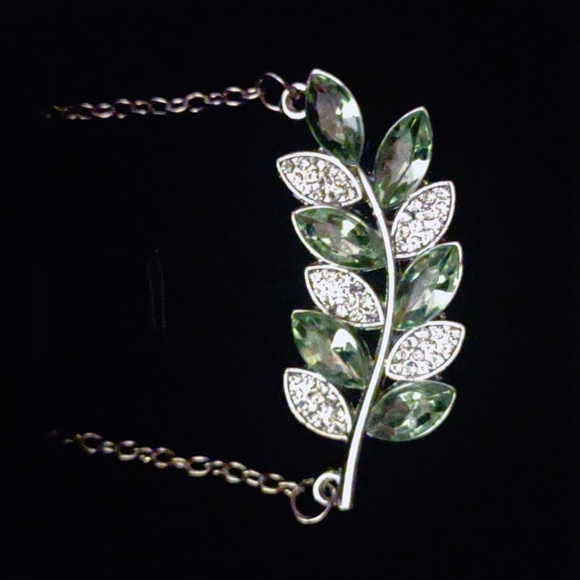 unbranded | Jewelry | Leaf Necklace Green Crystals White Glitter Jems ...